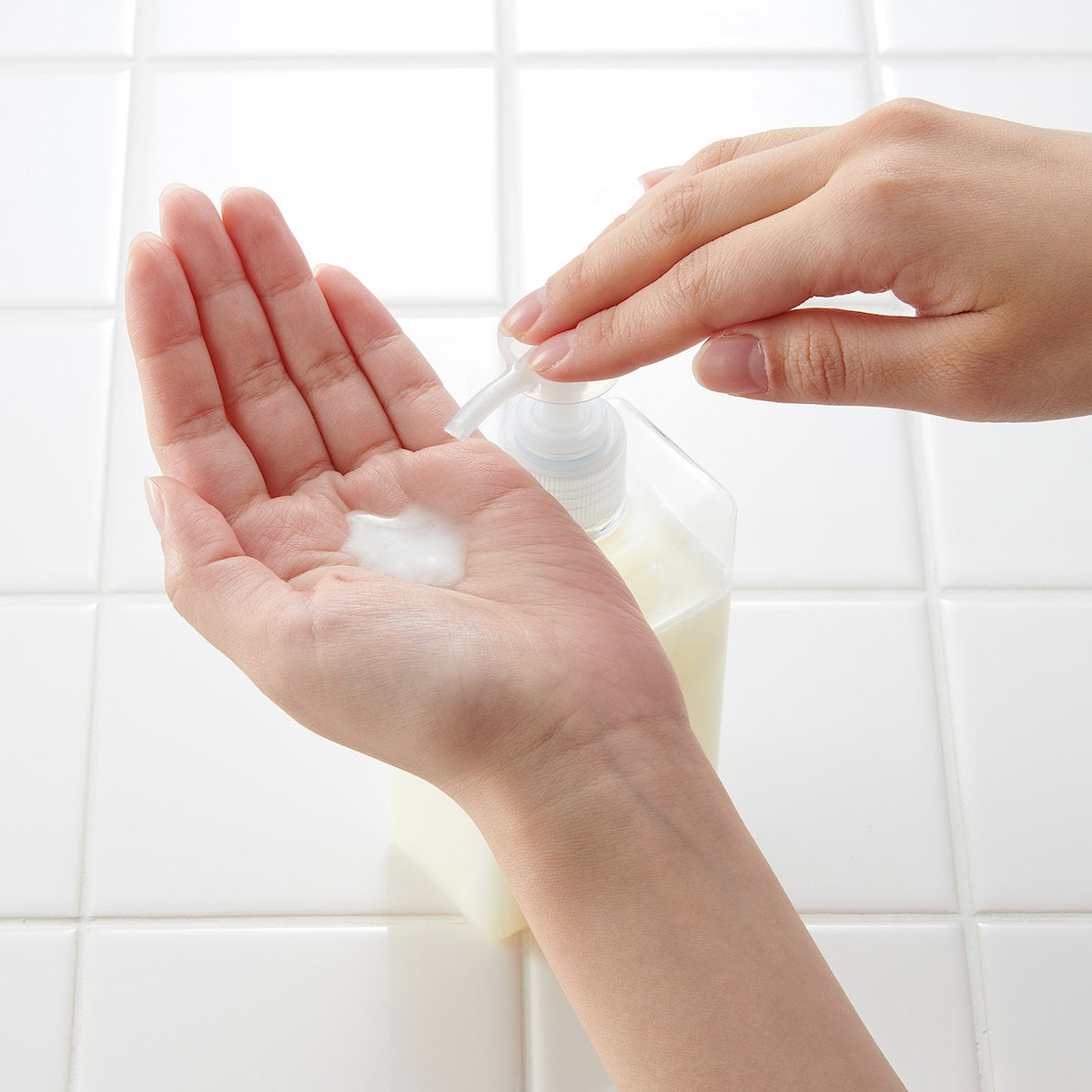 PET Rectangular Bottle | Bathroom Accessories | MUJI USA