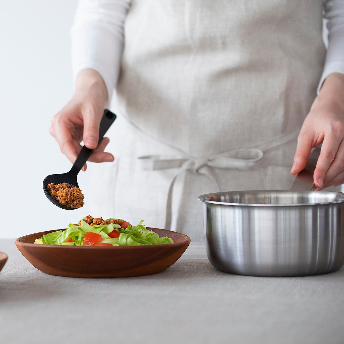 Acacia Deep Plate | Wooden Tableware | MUJI USA