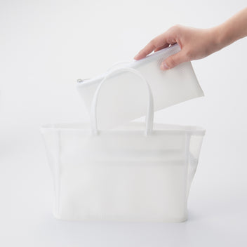 Travel Accessories & Luggage | Packing Organizers | MUJI USA