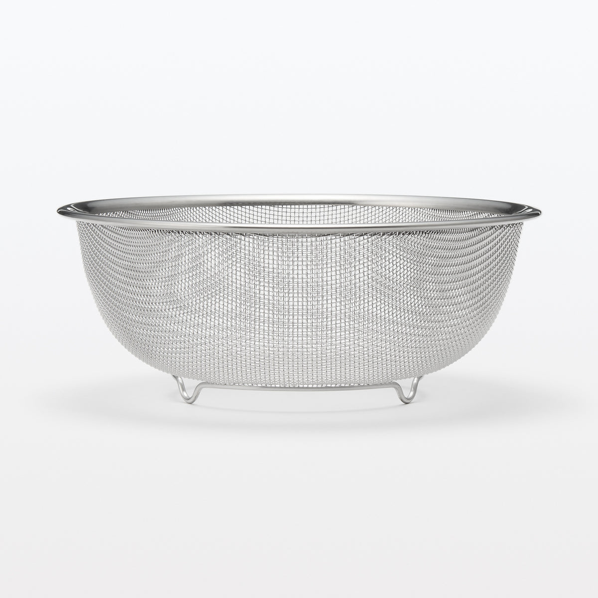 Stainless Steel Strainer - Medium | Food Strainers & Colanders | MUJI USA