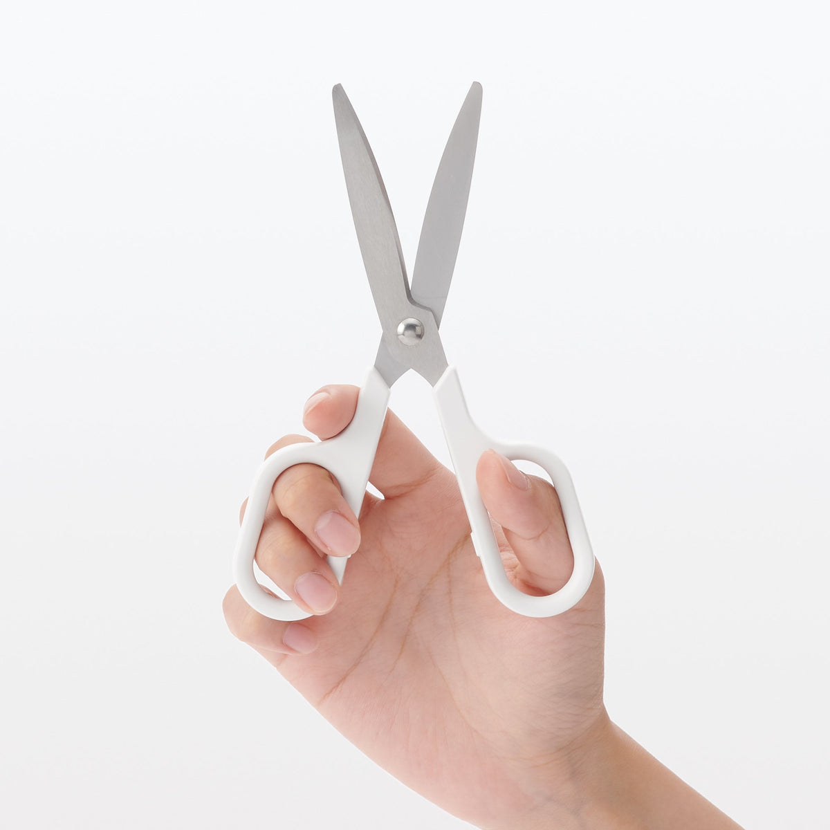 Non-Stick Scissors | Desk Accessories | MUJI USA