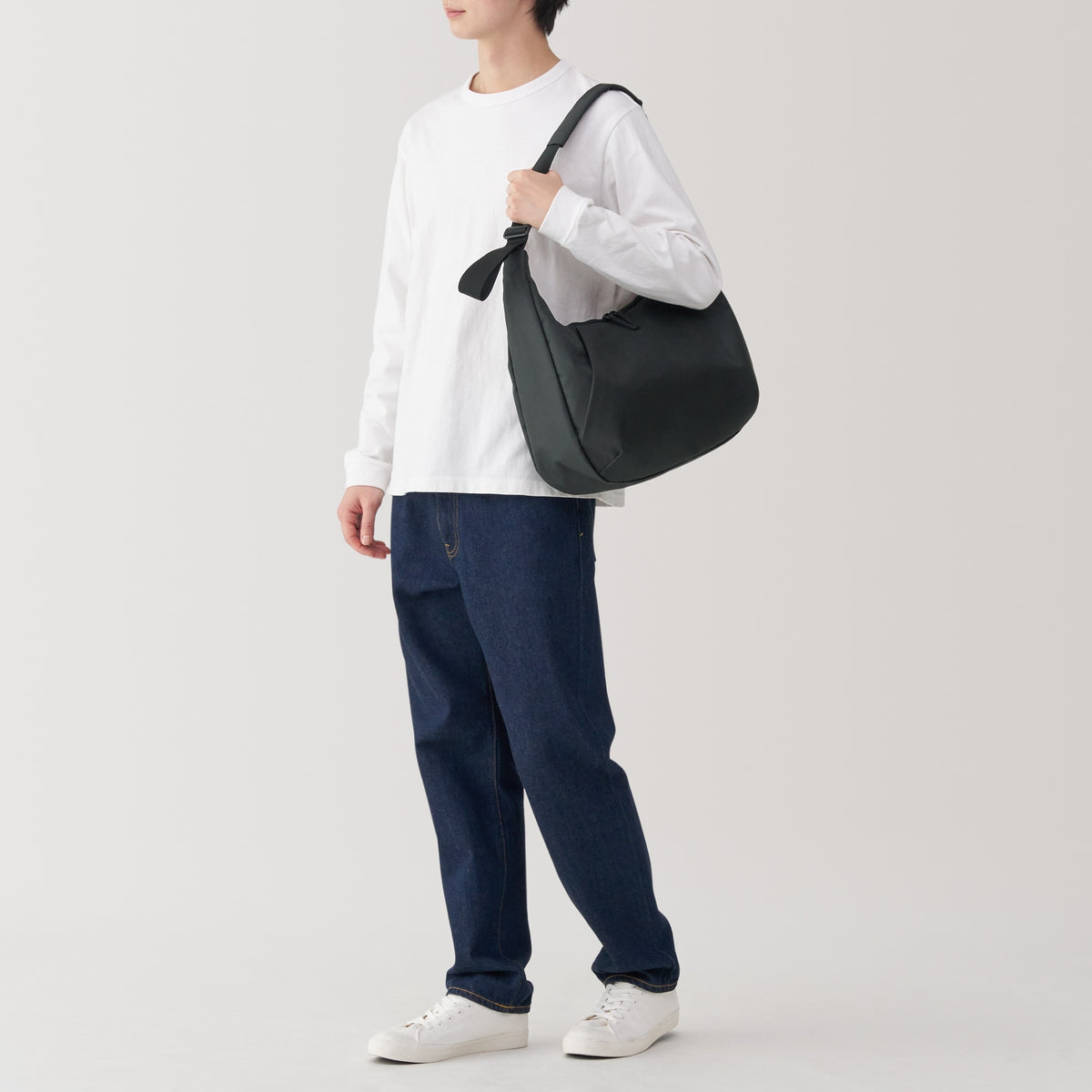 Water Repellent 2-Way Shoulder Bag | Crossbody Bags | MUJI USA