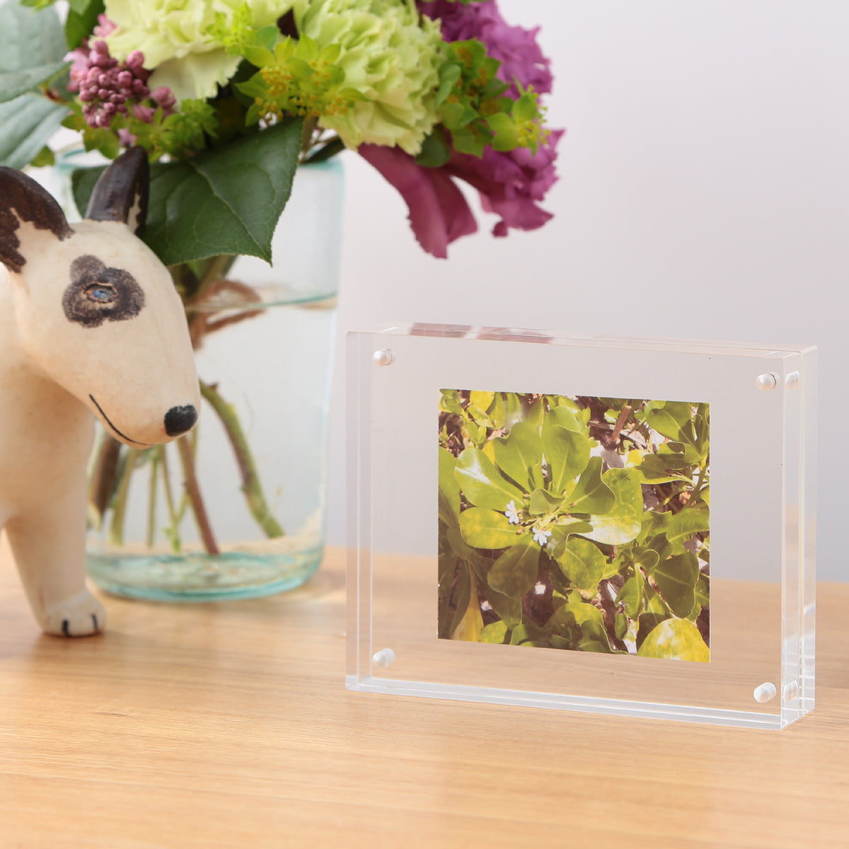 Magnetic Acrylic Photo Frame - Small | Picture Frames | MUJI USA