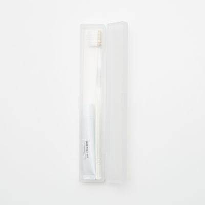 Polypropylene Toothbrush Case | Travel Accessories | MUJI USA
