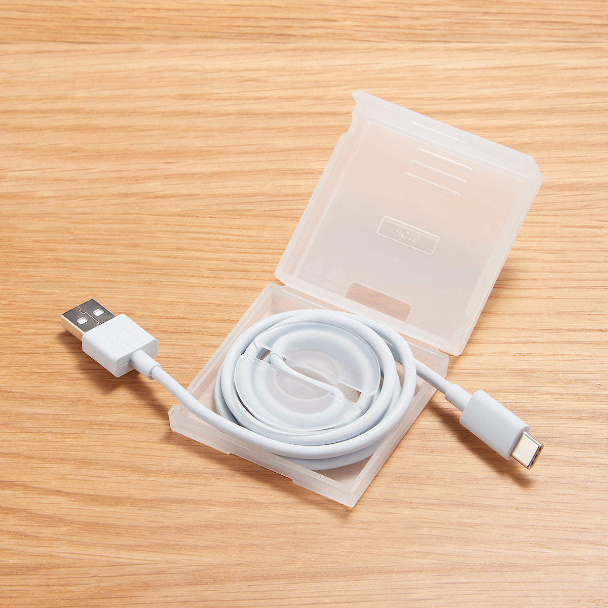 Polypropylene Cable Case with Stand | Japanese Stationery | MUJI USA